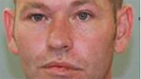 Escaped Qld Murderer Seen In Car Police Sbs News