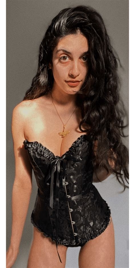 Aria Khan Pakistani Model U Big Buffalo 7271