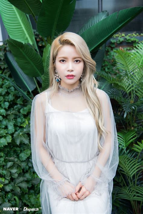 Solar Mamamoo Mini Album Red Moon Promotion Kpop Girl Groups