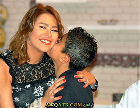 لقاء الخميسي ديانتها عمرها زوجها أولادها معلومات عنها وصور