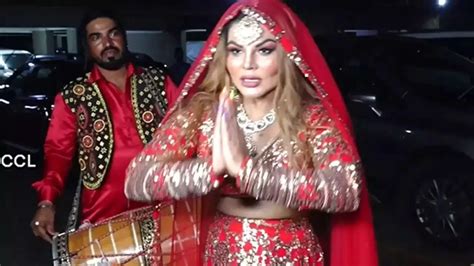 Ye Break Up Party Hai Meri Rakhi Sawant Turns Dulhan As She