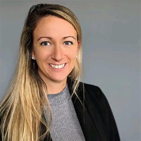 Murielle Giguère Coordonnatrice événements Et Communications Pôle