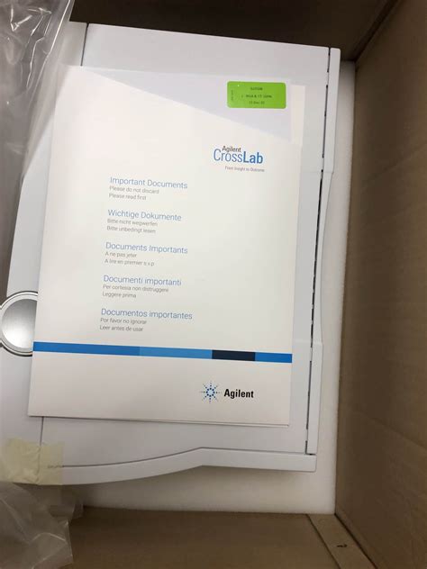 Agilent 2100 Model G2938b Bioanalyzer Complete System New Agilent