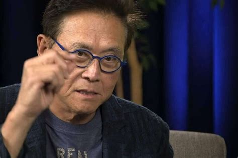 Robert Kiyosaki Warns Of Impending Market Crash Backs Bitcoin