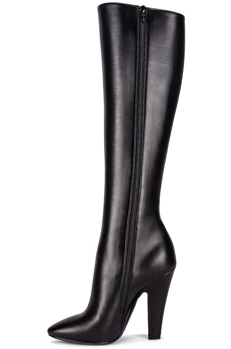 Saint Laurent 68 Knee High Boots In Noir Fwrd