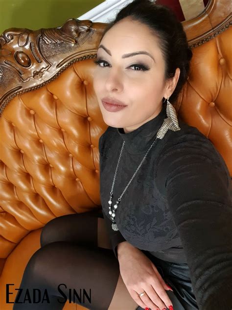 ♀️ The Matriarch Ezada Sinn ♀️ 🔞 On Twitter Lets Play A Game And