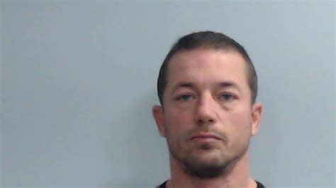 Ky Man Pardoned By Bevin Back In Jail Accused Of Trying To Strangle Woman