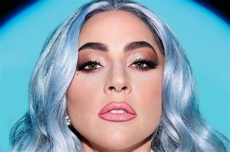 レディー・ガガ − 今世紀最大のアーティストといわれる歌姫のストイックすぎるパフォーマンスのウラ側【シリーズ：洋楽名曲お宝メイキングシーンを