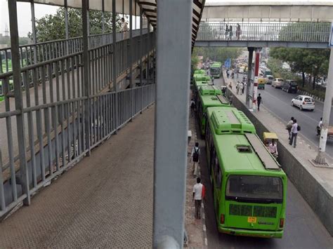 Delhi Man Allgedly Masturbates Next To Girl Dtc Bus Rohini Viral Video