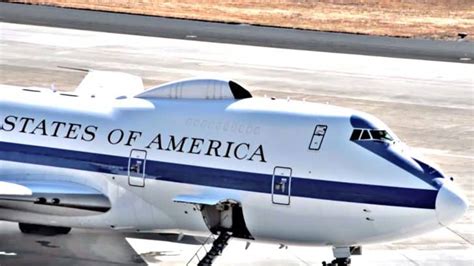 The Militarys 223 Million Doomsday Plane That Can Survive A Nuclear