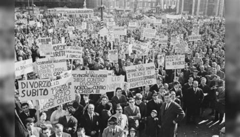 10 Cosas Que Las Mujeres No Podían Hacer 100 Años Atrás
