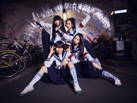 📸 画像：新しい学校のリーダーズ｜新しい学校のリーダーズ、『クロックス』ブランドキャンペーン第2弾ビジュアルに登場！