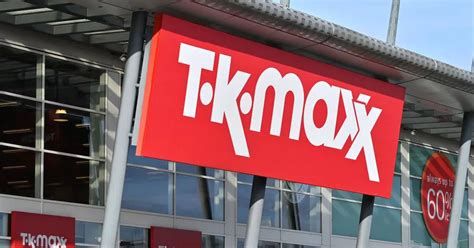 Tk Maxx Shoppers Floored By £13 Festive Candle Too Nice To Burn