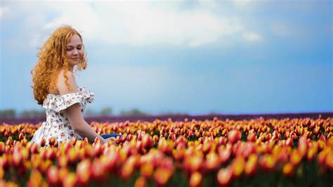 Wallpaper Women Outdoors Redhead Model Depth Of Field Flowers