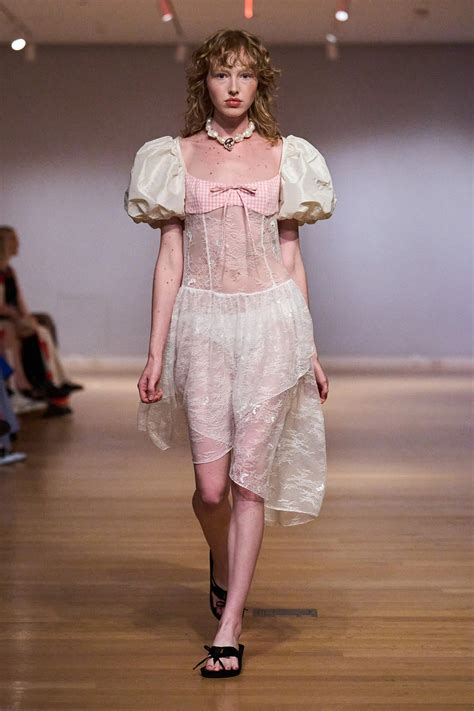 Estilo Coquette De Qué Se Trata Y Cómo Se Lleva La Tendencia Del