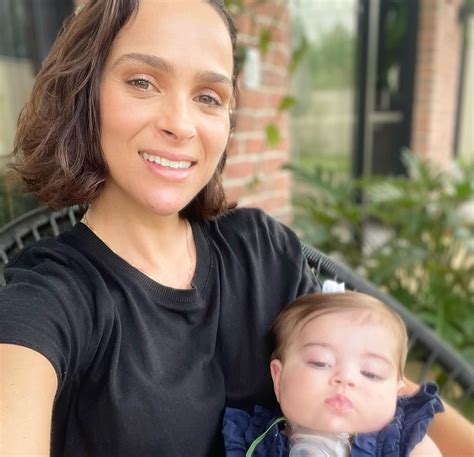 Esposa De Juliano Cazarré Fala Sobre Problema De Saúde Da Filha “quase