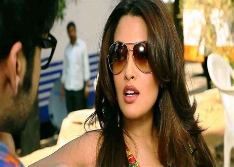 Riya Sen Nude Pics Seite 1