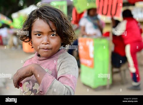 Malgache Jeune Fille Banque De Photographies Et Dimages à Haute