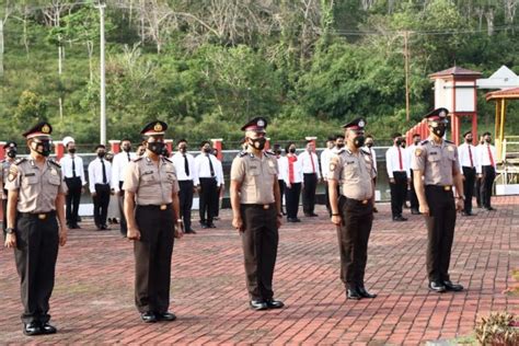 Polres Lingga Gelar Upacara Kenaikan Pangkat Periode 1 Januari 2023