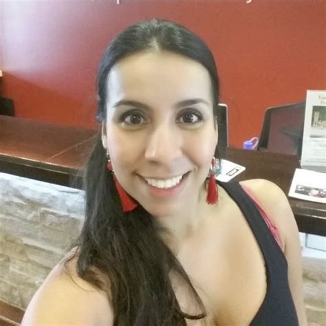 Natalia Marins Instagram Twitter And Facebook On Idcrawl