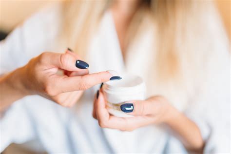 Skincare Routine Pour Peau Grasse Comment Faut Il Létablir • Les