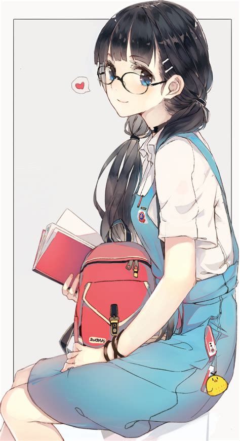 动漫 眼镜 学霸 背带裙 女生 动漫 拿书 堆糖，美图壁纸兴趣社区