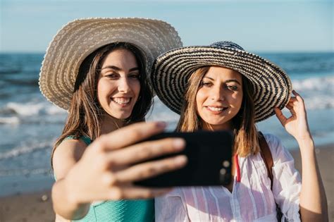 Free Photo Women Taking Selfie At The Beach