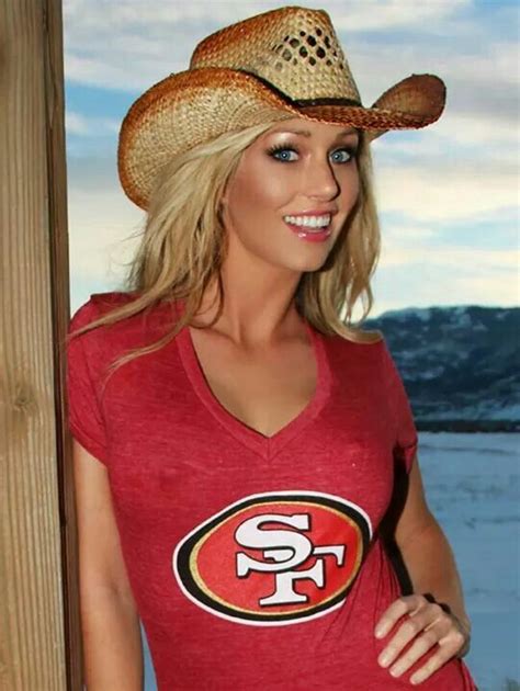 Elle Johnson Elle Johnson Nfl Playoffs Sico Football Season Pretty