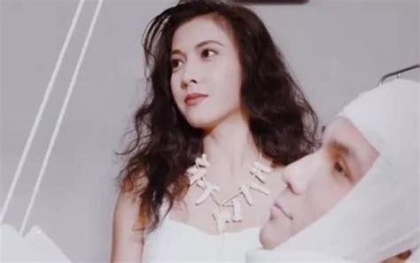 A Recent Photo Of Hong Kong Star Li Wanhua 53 Year Old Is Still