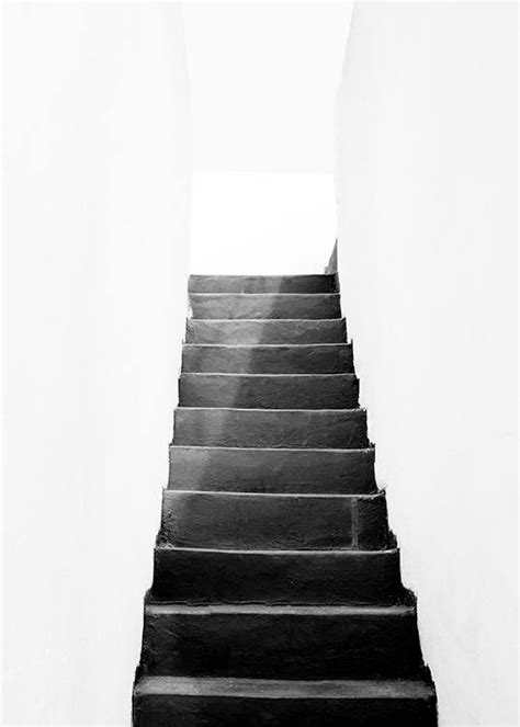 how to detect how many stairs are there in an image using