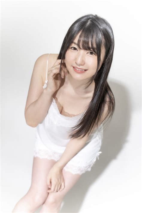【写真】cover Model Vol 9 つぼみ「観てくれる方の人生に寄り添って、一瞬一瞬をささやかに支えていきたい」 Fempass