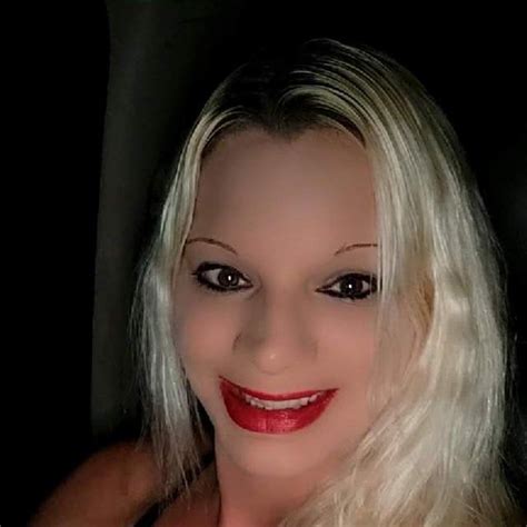 35 Year Old Mom Am I Still Pretty R Faces