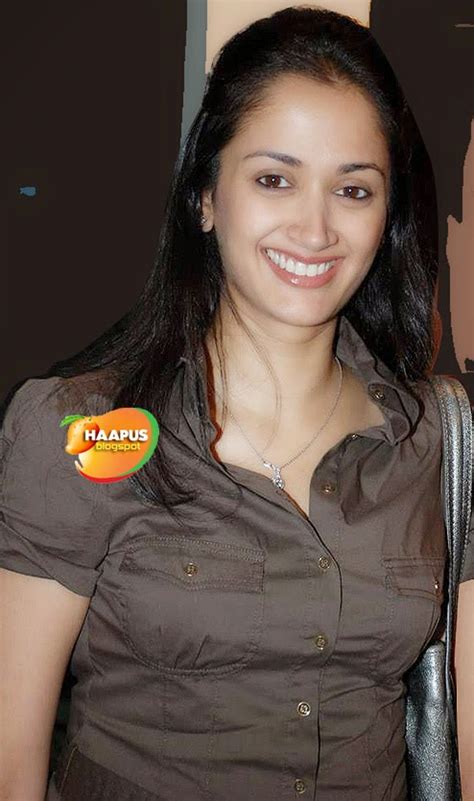 Gayatri Joshi Gorgeous Photos Cute Marathi Actresses Bollywood