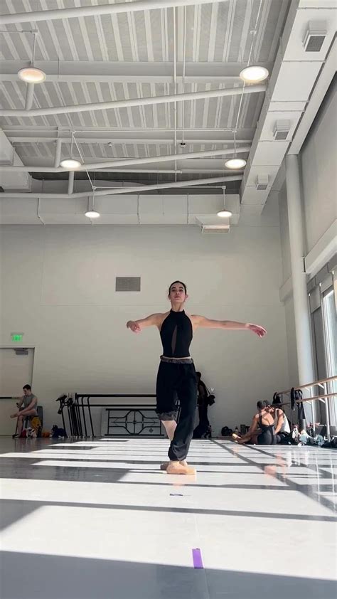 À La Seconde Ballet Dance Videos Ballet Workout Ballet Basics
