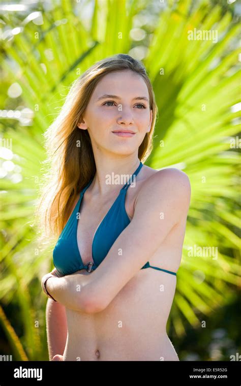 Portrait De Fille Ans Bikini Banque De Photographies Et Dimages My