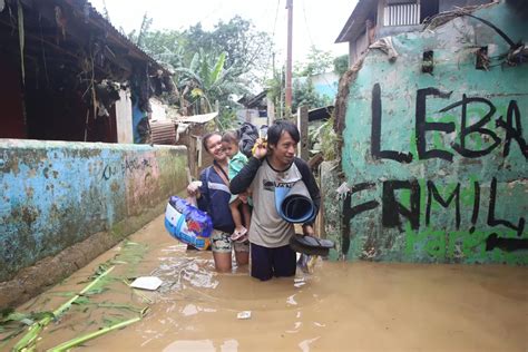Enam Lokasi Di Jakarta Jadi Prioritas Penanganan Rawan Banjir Fajar
