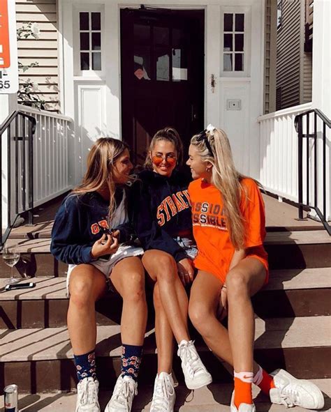 𝚙𝚒𝚗𝚝𝚎𝚛𝚎𝚜𝚝 𝚒𝚕𝚜𝚎𝚖𝚛𝚜 Friend Photoshoot Best Friend Photoshoot Cute