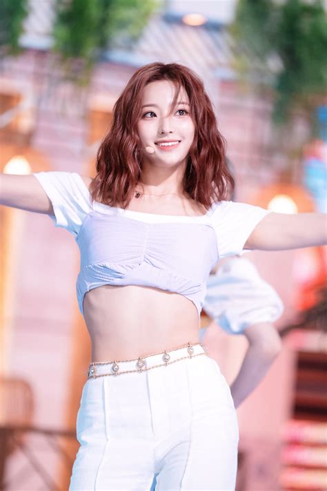 Saeromlove On Twitter 이새롬 새롬 Leesaerom 프로미스나인 Fromis 9 T