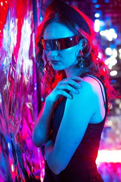 Premium Photo Portrait Of Woman Wearing Sunglasses