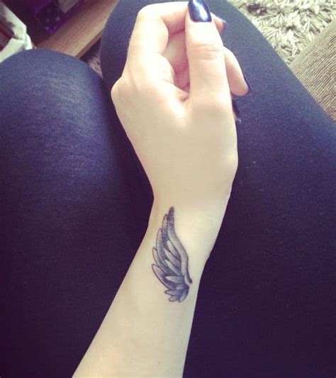 20 Cutest Wrist Angel Wings Tattoo Ideas With Their Meanings Ke