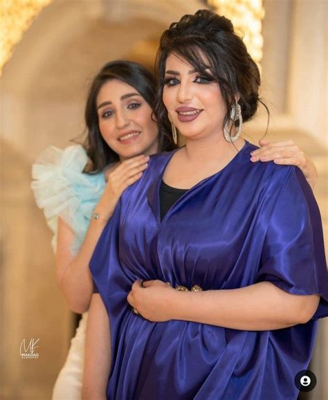 ساندي جمال مع شقيقتها تماره جمال