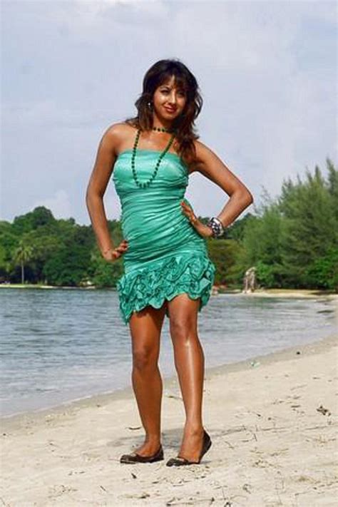Nri Sexy Indian Girl Sanjjanaa