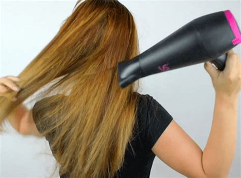 13 Easy Ways To Get Rid Of Frizzy Hair Fast At Home