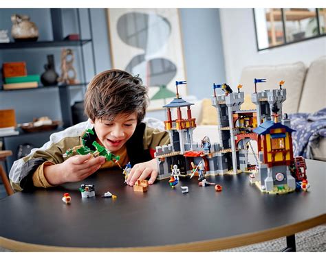 Lego Set 31120 1 Medieval Castle 2021 Creator Creator 3 In 1