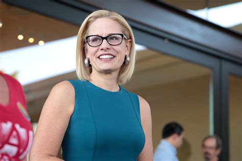 Kyrsten Sinema Centrist Az Senator Leaving Democratic Party La Voce