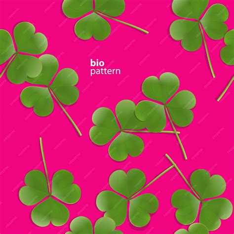 Free Vector Seamless Pattern Green Clover Leaf On Pink Background
