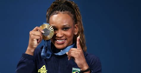 Fubango Amargurado Jogador Da Nfl Que Criticou Reverência De Biles à