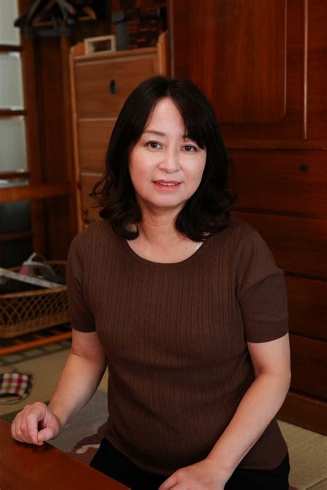 ひとり暮らしするお婆ちゃんの家に泊まりに行こう総集編 4 ～一宿一飯のお礼にチンポでご奉仕 Mgs新着配信動画速報！！