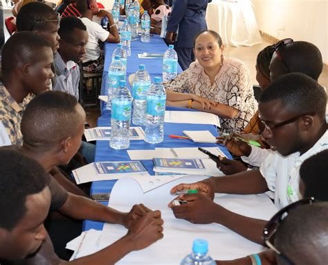 Unfpa Sierra Leone Young People Meet To Discuss Their Role In