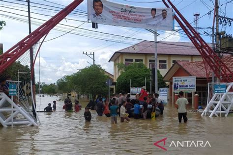 Pemkab Aceh Utara Tetapkan Status Darurat Banjir Antara News Aceh